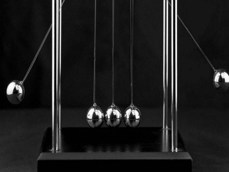 11 Examples of Law of Conservation of Energy in Everyday Life – StudiousGuy