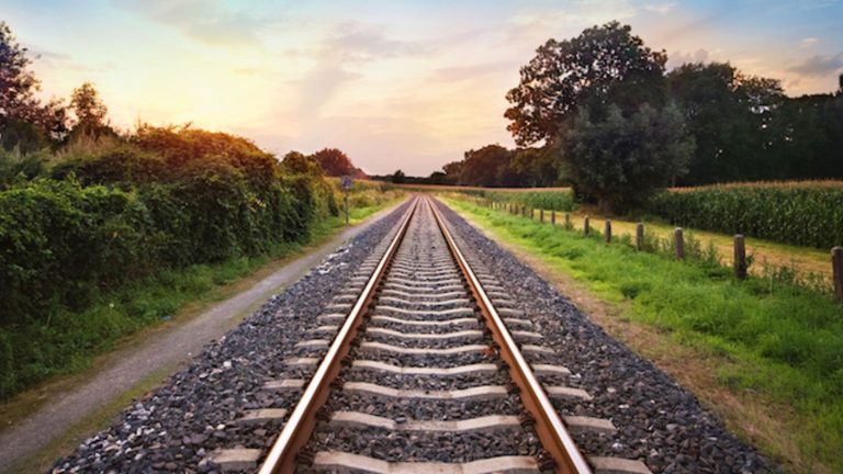 17 Parallel Lines Examples in Real Life – StudiousGuy