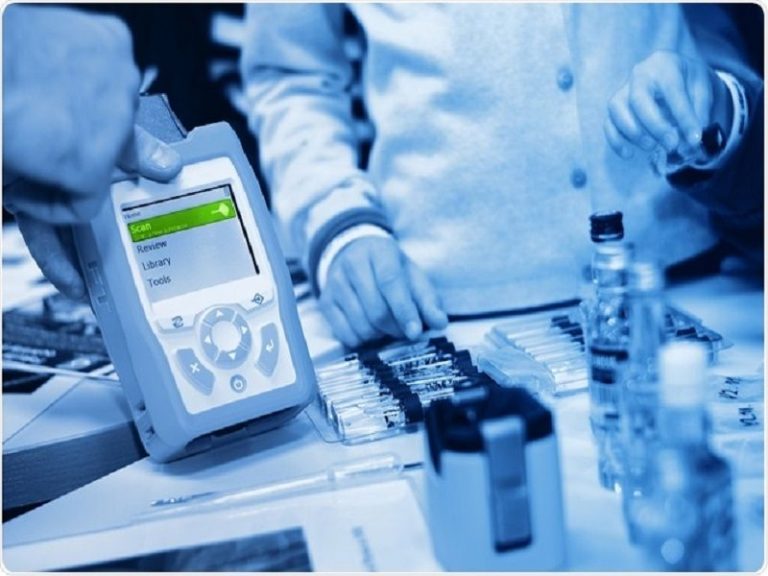 Chemiluminescence Examples in Daily Life – StudiousGuy